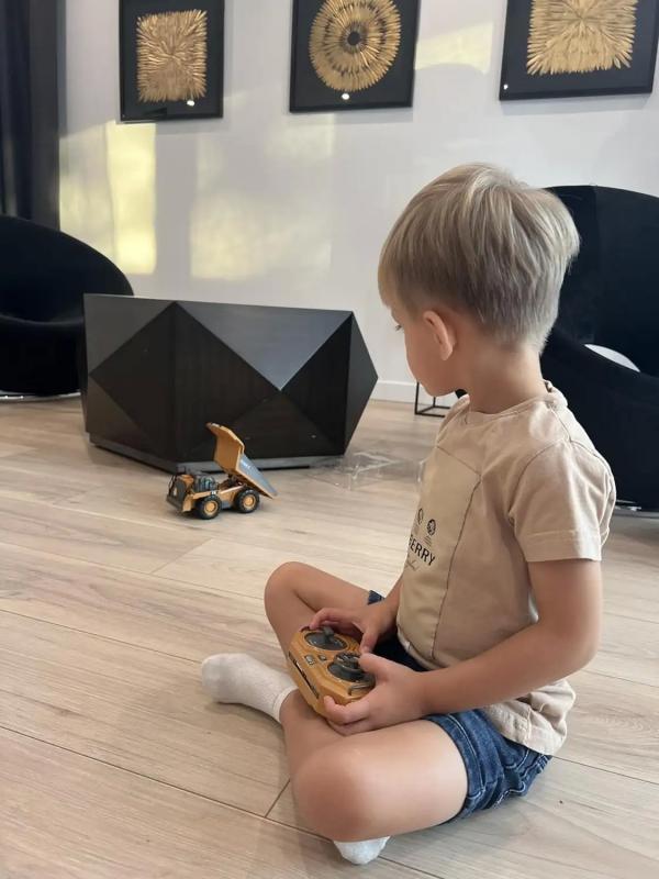 PowerCrew™ električni građevinski stroj s daljinskim upravljanjem