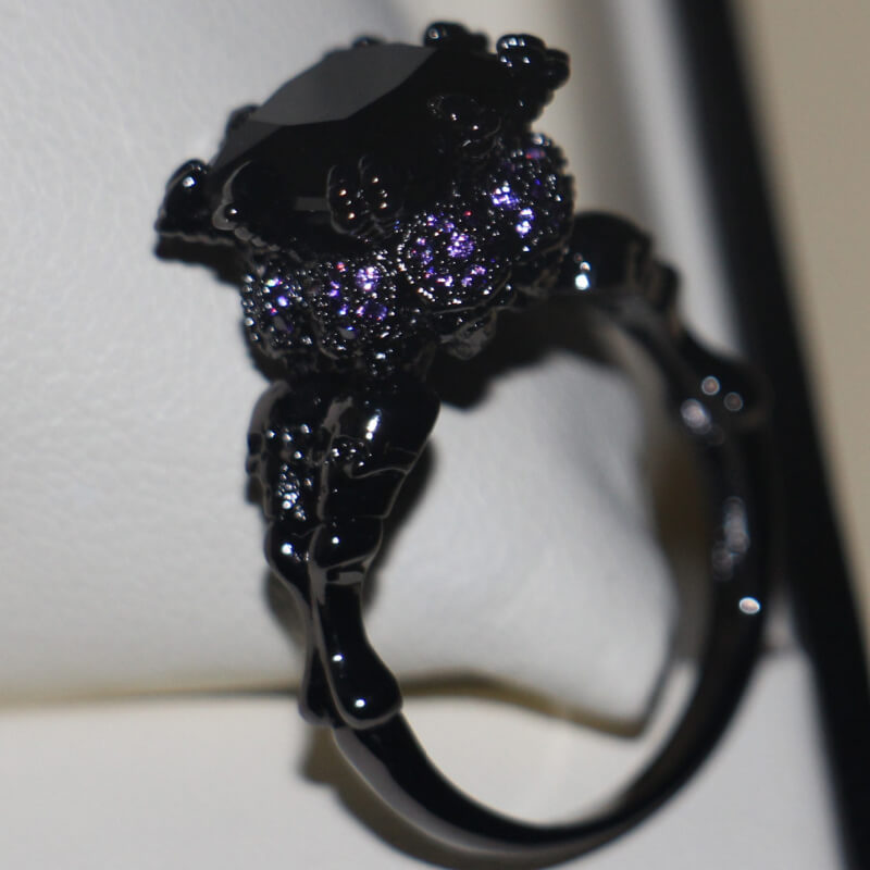 Black skull ring Noctis
