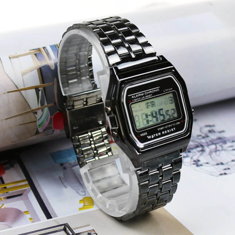 Digital retro watch Billie
