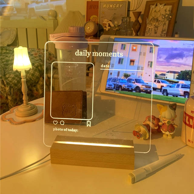 Transparent message board lamp Scribist