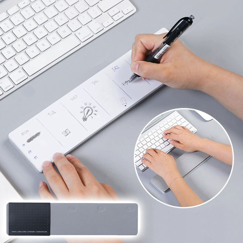 Wrist pad with sticky notes
